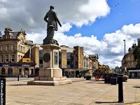 Elton Bullitt Taxis in Bury BL8 2AH